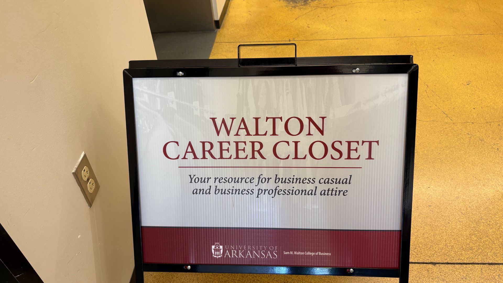 The Closet on Campus: Walton Career Closet – University of Arkansas ...